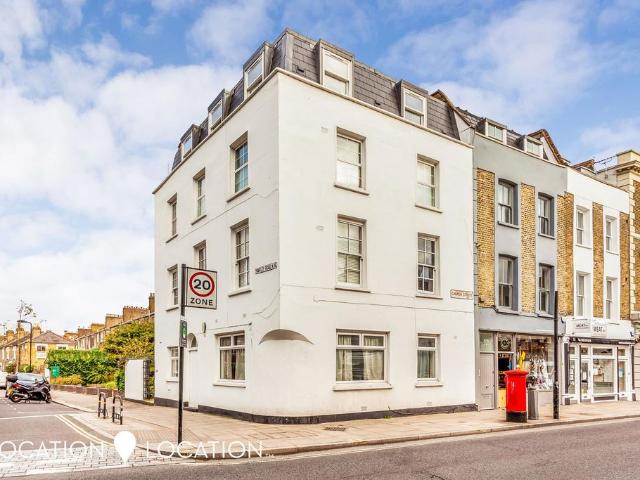 Stoke Newington Church Street. 2 bed flat to rent £2,000 pcm £462 pw