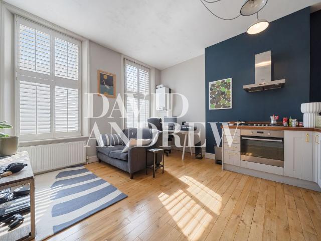 Stoke Newington High Street, London N16, 1 bed flat to rent, £2,000 pcm | PrimeLocation