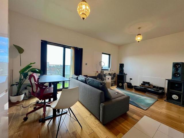 Stoke Newington Road, Hackney, London N16, Studio to rent, £2,500 pcm | PrimeLocation
