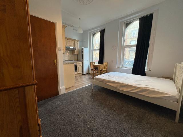 Stoke Newington Road, London N16, Studio to rent, £1,450 pcm | PrimeLocation