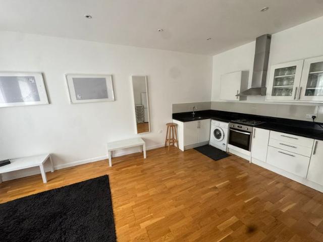 Stoke Newington*Newly Refub 1 Double Bedroom Flat