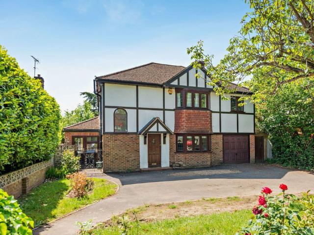 Stoke Road, Cobham KT11, 3 bed detached house to rent, £3,700 pcm | PrimeLocation