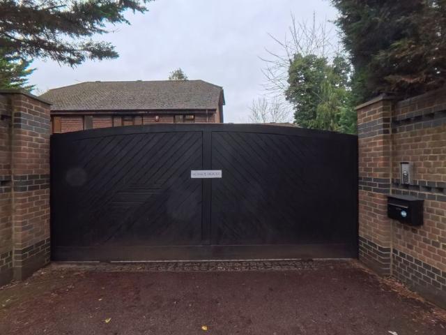 Stoke Road, Cobham KT11, 4 bed detached house to rent, £4,000 pcm | PrimeLocation