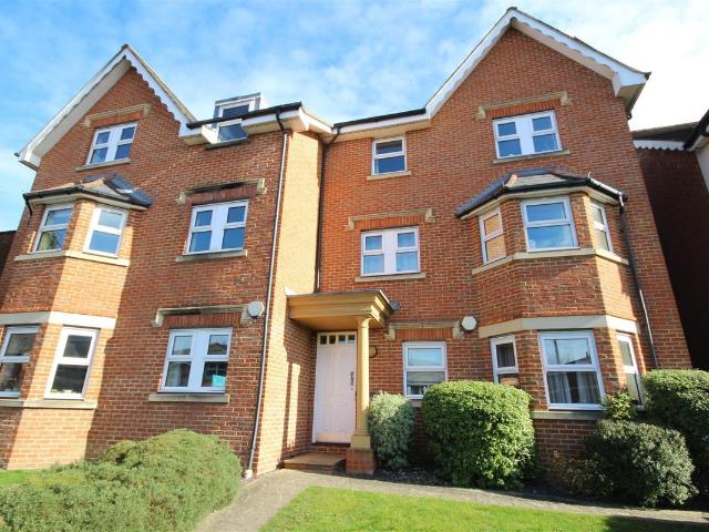 Stoke Road, Guildford GU1, 2 bed flat to rent, £1,850 pcm | PrimeLocation