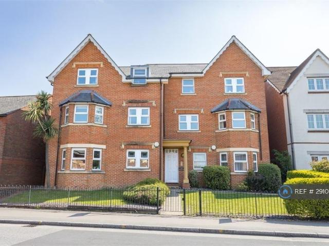 Stoke Road, Guildford, GU1 2 bed flat to rent £2,100 pcm £485 pw