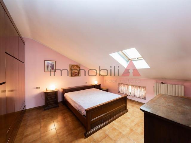 Stoke Road, Stoke Orchard, 4 Bedroom Semi detached