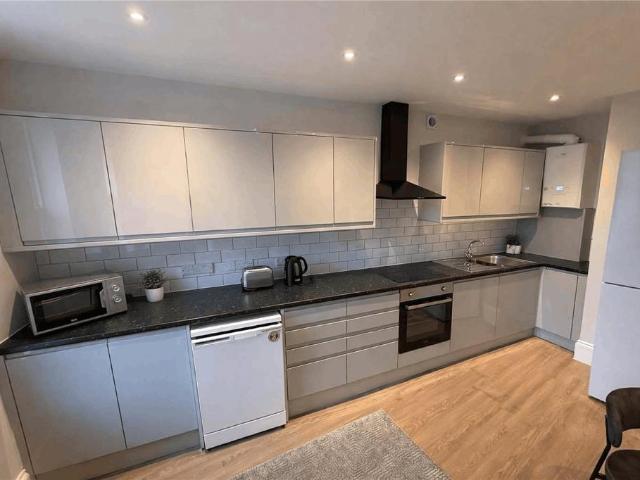 Stokes Croft, Bristol, Bristol, City. 5 bed apartment to rent £4,997 pcm £1,153 pw