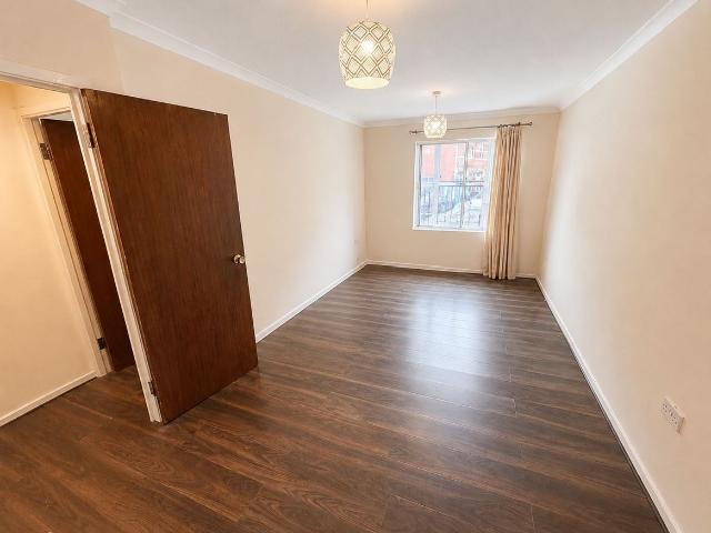 Stokes Croft, Bristol BS1, 1 bed flat to rent, £1,200 pcm | PrimeLocation