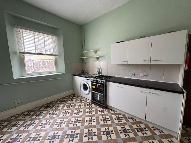 Stokes Croft, Bristol BS1, 4 bed maisonette to rent, £2,600 pcm | PrimeLocation