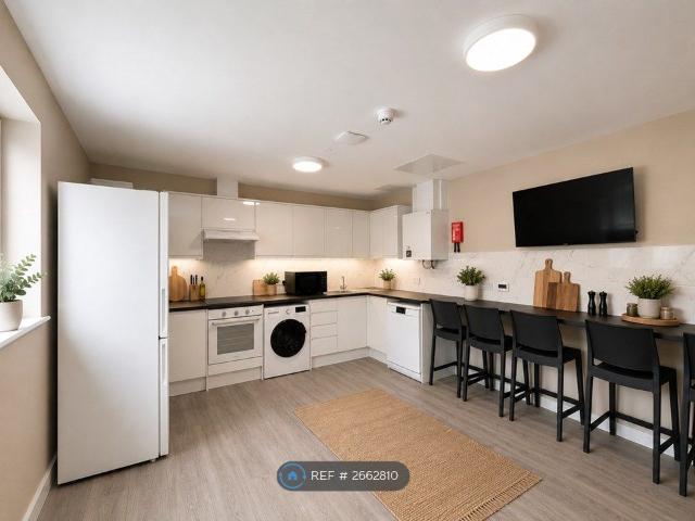 Stokes Croft, Bristol BS2, 7 bed flat to rent, £4,900 pcm | PrimeLocation
