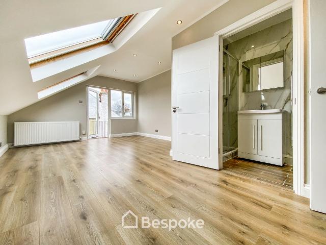 Stonard Road, London N13, 2 bed flat to rent, £2,150 pcm | PrimeLocation