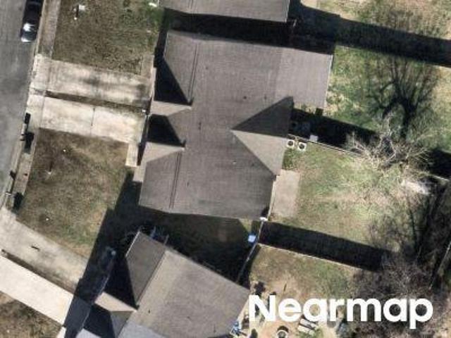 Stone Trace Dr