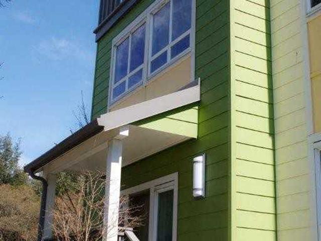 Stone Way Apartments Studio Apartment for Rent at 1215 N 45th St, Seattle, WA 98103 Fremont