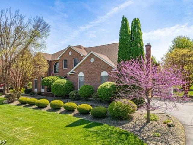 Stone Xing, Greenwich Township, Home For Sale