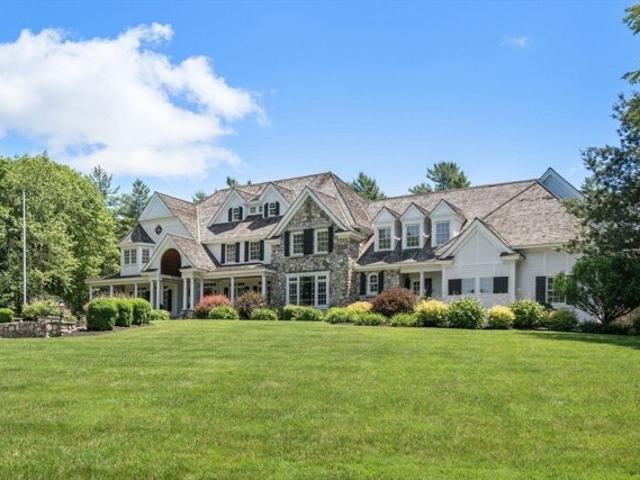 Stone Bridge Ln, Milton, Home For Sale