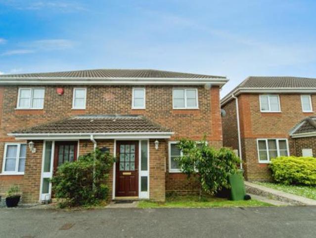 Stone Cross, Beaulieu Drive, Pevensey, 3 Bedroom Semi detached
