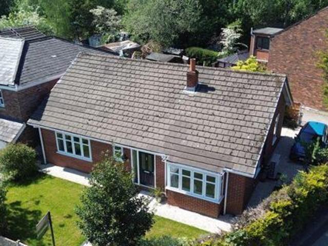 Stone Cross Lane North, Lowton, 2 Bedroom Detached