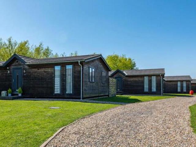 Stone Cross, Pevensey, 2 Bedroom Lodge