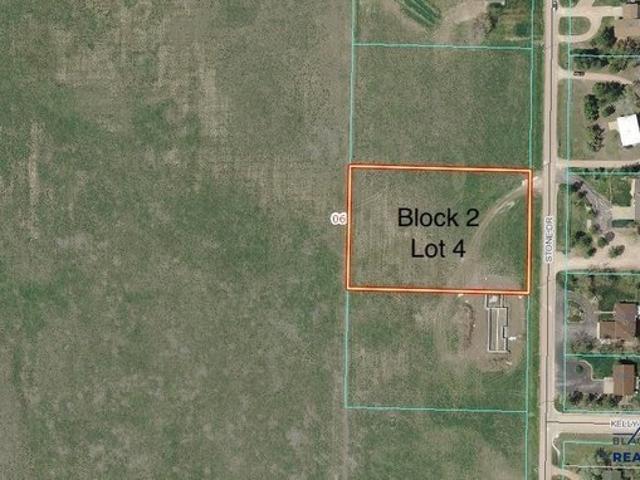 Stone Dr, Wall, SD 57790