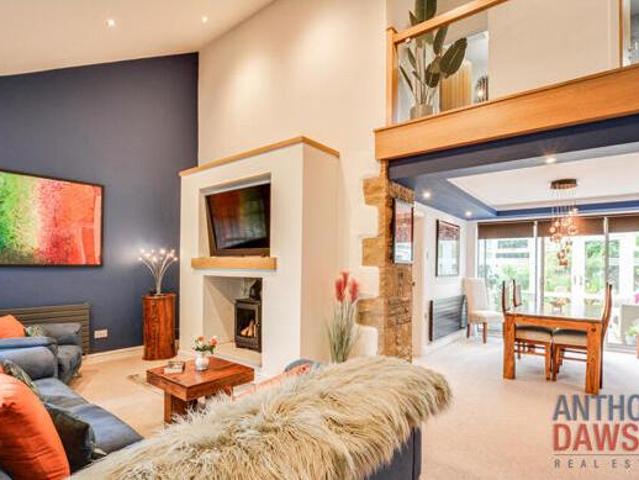 Stone Edge, Briercliffe, 3 Bedroom Detached