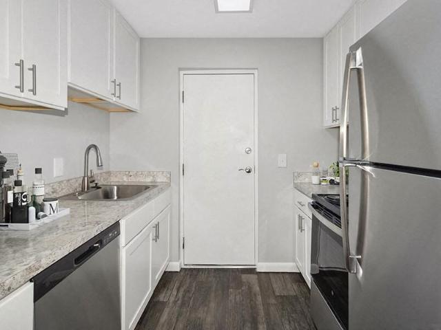 Stone Ends 1 Bedroom Apartment for Rent at 45 Wheeler Cir, Stoughton, MA 02072