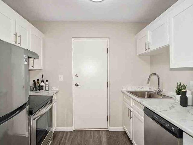 Stone Ends 1 Bedroom Apartment for Rent at 45 Wheeler Cir, Stoughton, MA 02072