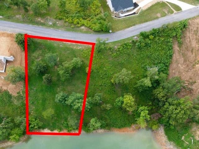 Stone Harbor Drive, Dandridge, TN 37725