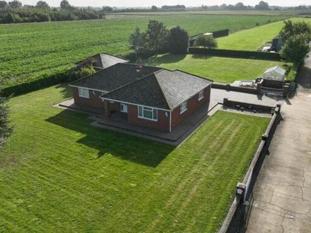 Stone House Road, Upwell, 3 Bedroom Detached