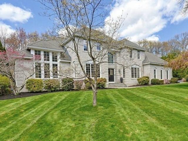 Stone Meadow Farm Dr, Shrewsbury, Home For Sale