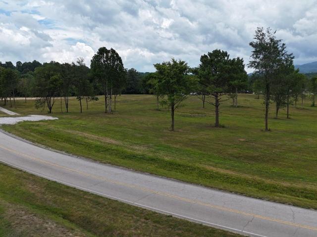 Stone Mill Rd, Jacksboro, TN 37757