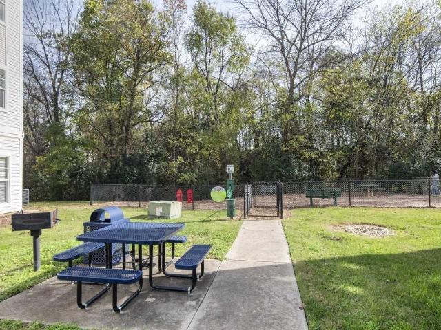 Stone Ridge 1 Bedroom Apartment for Rent at 8940 Camden Creek Ln, Charlotte, NC 28273 Olde Whitehall