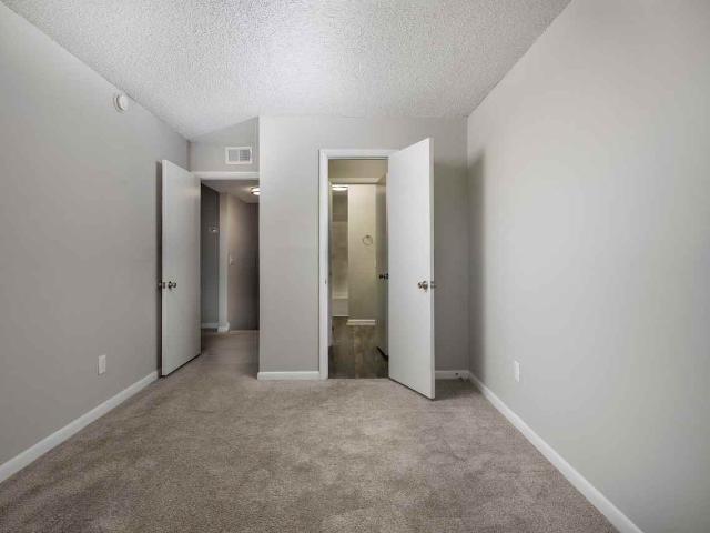 Stone Ridge Apartments 3 Bedroom Apartment for Rent at 1000 Watermark Pl, Columbia, SC 29210