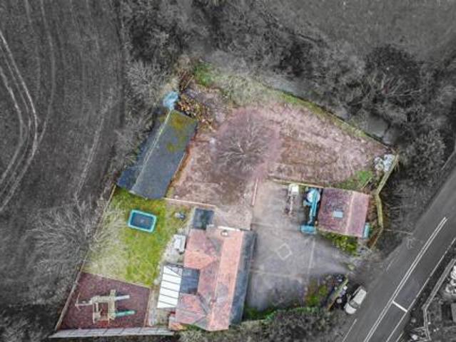 Stone Road, Bramshall, 3 Bedroom Detached