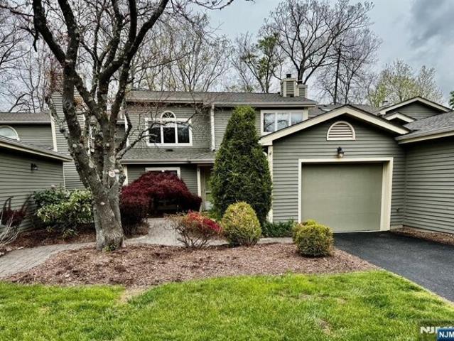 Stone Row Ln, Jefferson Township, Home For Sale