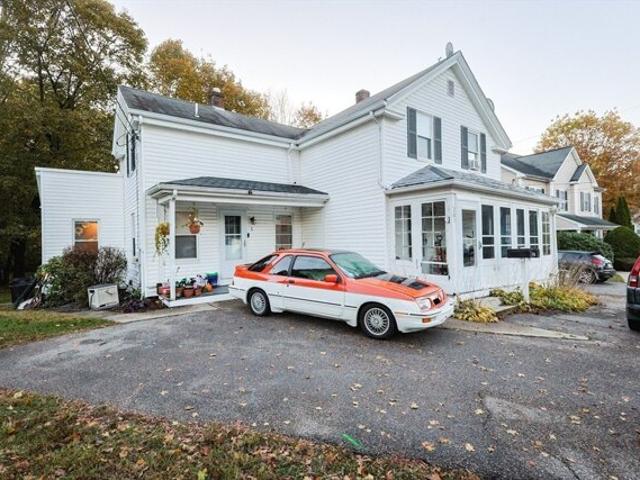 Stone St, Walpole, Home For Sale