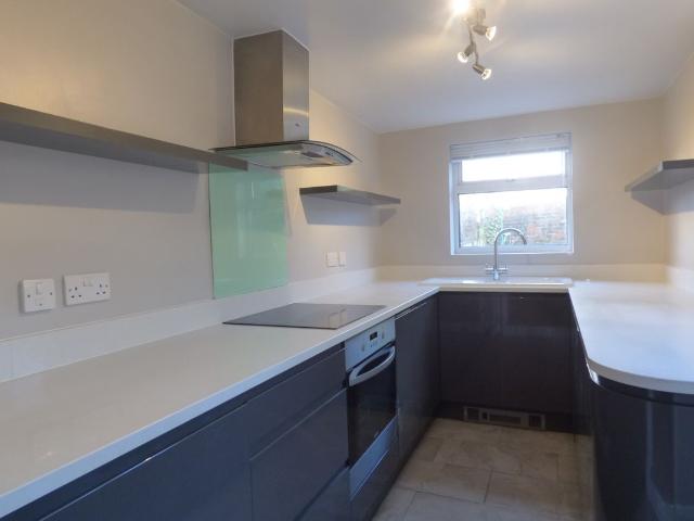 Stone Street, Tunbridge Wells TN1, 2 bed property to rent, £1,500 pcm | PrimeLocation