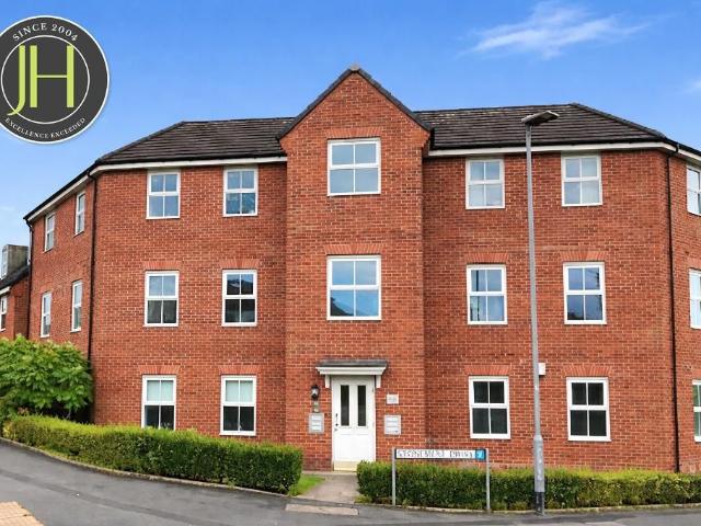 Stonemere Drive, Radcliffe, Manchester M26, 2 bed flat to rent, £850 pcm | PrimeLocation
