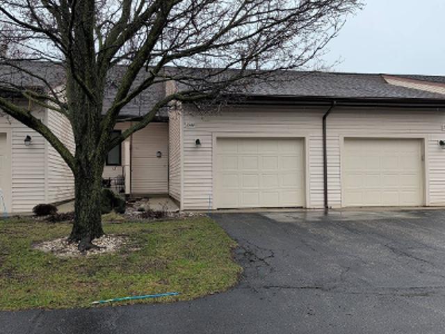 Stonebluff Dr SW
