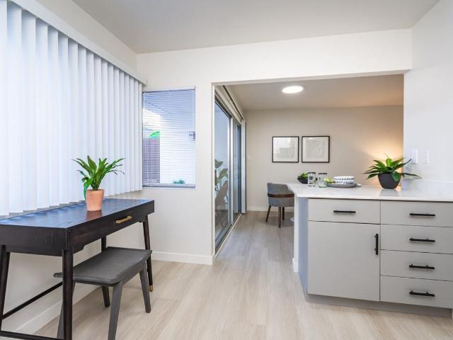 Stonebridge Apartments 2 Bedroom Apartment for Rent at 1223 Stratford Cir, Lincoln Village, CA 95207 Lakeview