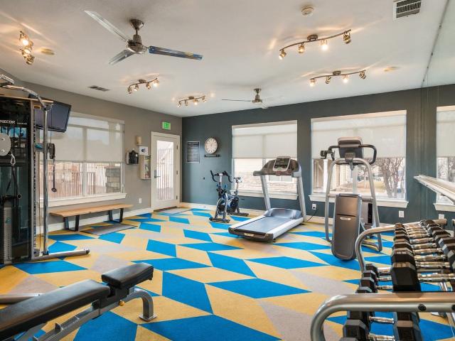 Stonebridge at Twin Peaks 1 Bedroom Apartment for Rent at 2424 9th Ave, Longmont, CO 80503