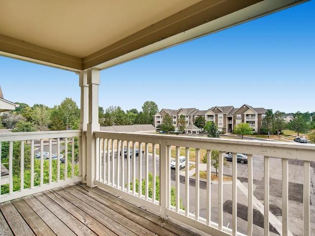 Stonebridge at Twin Peaks 1 Bedroom Apartment for Rent at 2424 9th Ave, Longmont, CO 80503