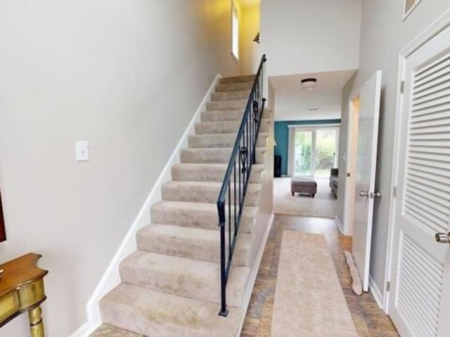 Stonebridge Dr, Nashua, Home For Sale