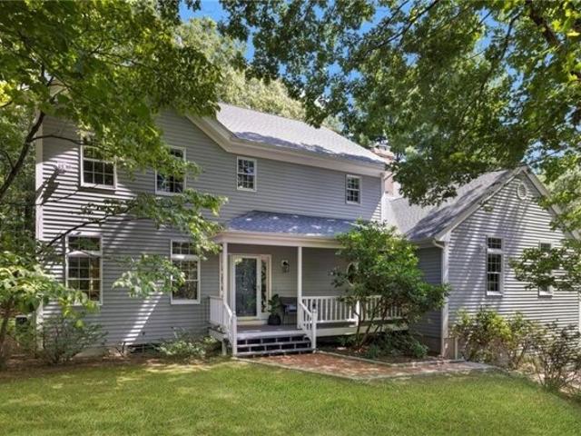 Stonecarry Way, East Greenwich, Home For Sale