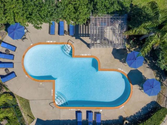Stonecreek Apartments 2 Bedroom Apartment for Rent at 20000 Saums Rd, Katy, TX 77449
