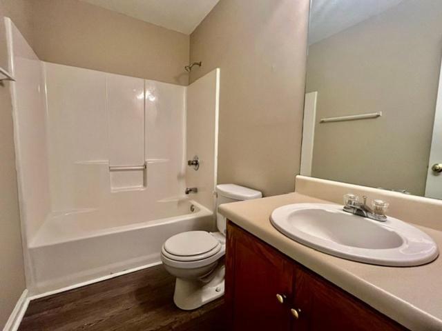 Stonecreek Drive #9 &11 2 Bedroom Apartment for Rent at 9 Stonecreek Dr Nw, Rome, GA 30165
