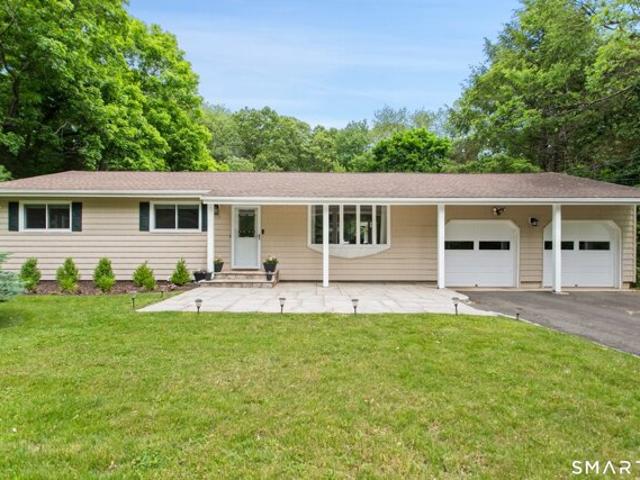 Stonecrop Rd, Norwalk, Home For Sale
