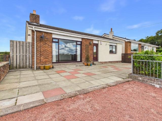 Stonedyke Road, Carluke ML8, 3 bed bungalow to rent, £960 pcm | PrimeLocation