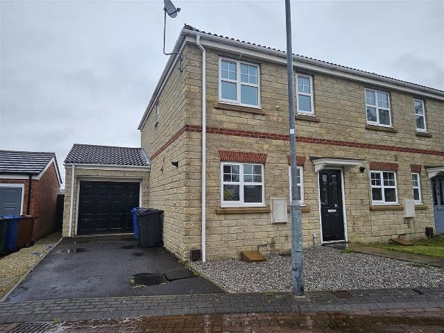 Stonefont Grove, Grimethorpe, Barnsley S72, 3 bed semi detached house to rent, £925 pcm | PrimeLocation