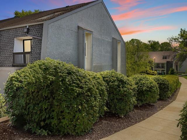 Stonegate Apartments 2 Bedroom Apartment for Rent at 1424 Stoney Meadows Dr, Valley Park, MO 63088 Valley Park