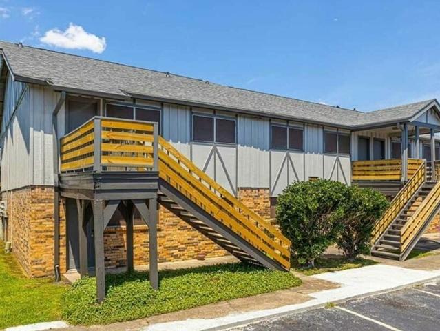 Stonegate Apartments 2 Bedroom Apartment for Rent at 301 Birch Dr, Lafayette, LA 70506